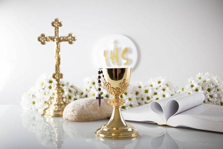Extraordinary Ministers of the Eucharist – Church of the Holy Rosary ...